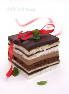 Bronhi Toffee Slices – Palachinka