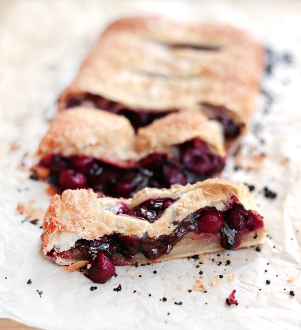 Fast Cherry Puff Pastry Chocolate Pie – Palachinka